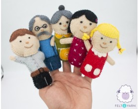 5 Members Stitched Family Puppet- Felt and Yarn