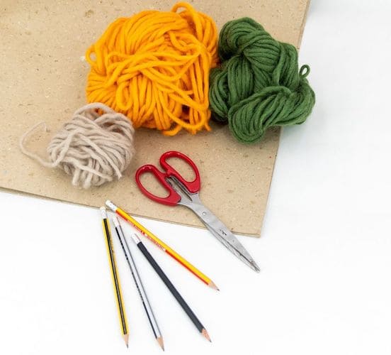 Easy Yarn Crafts for Kids: Fun DIY Activities - Felt and Yarn